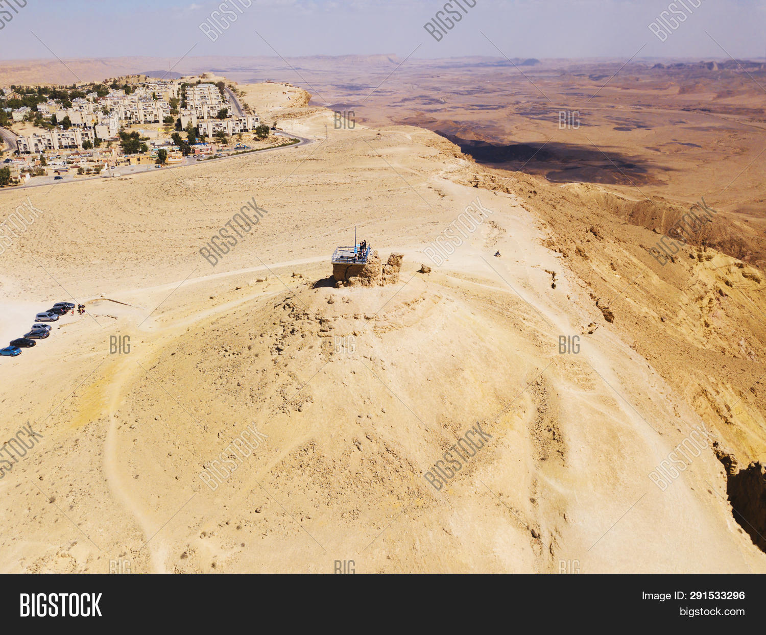 The Bottom Of Ramon Crater (makhtesh Ramon), The Largest In The World ...