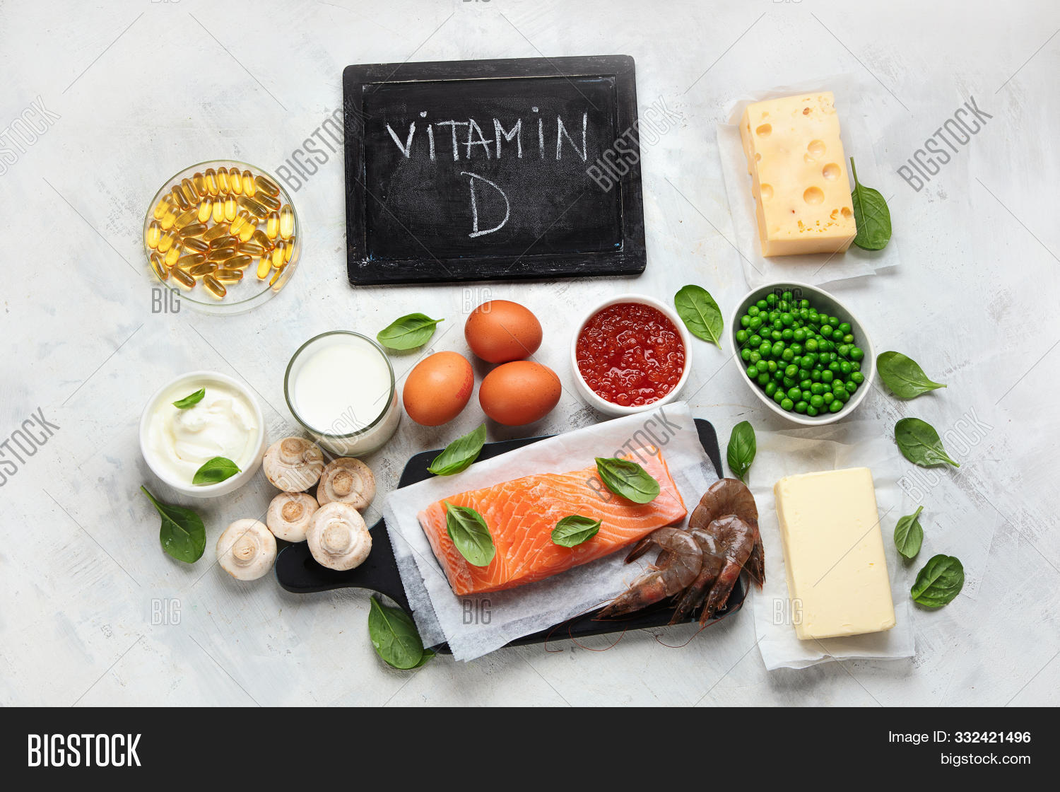 Foods for good mood, brain and happiness. Natural sources of serotonin ...