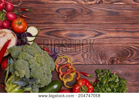 Healthy food delivery background. Lunch layout with colorful vegatables ...