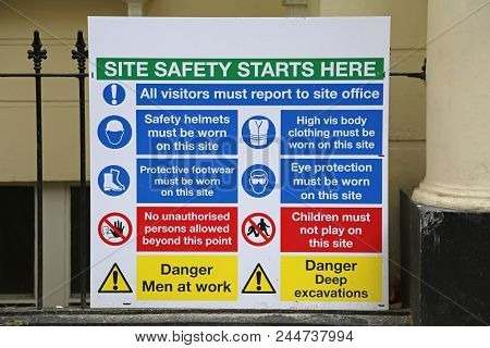 Construction Site Safety Starts Here Mandatory Information Board image ...
