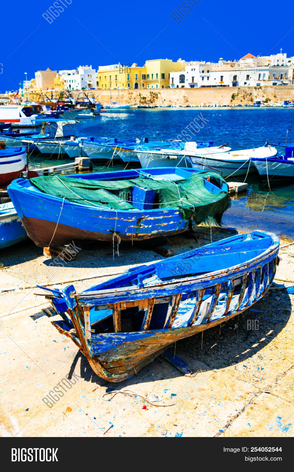 Picturesque port of Gallipoli, view with old boats, Puglia , It image ...