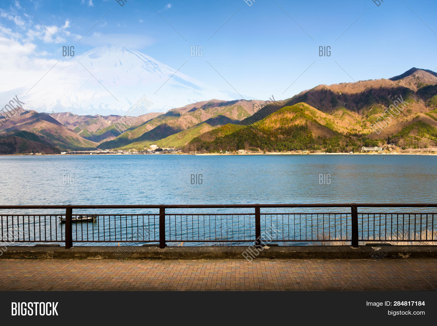 View Of Mountains Hakone At Lake Ashi And Back Side Is The Mount Fuji ...