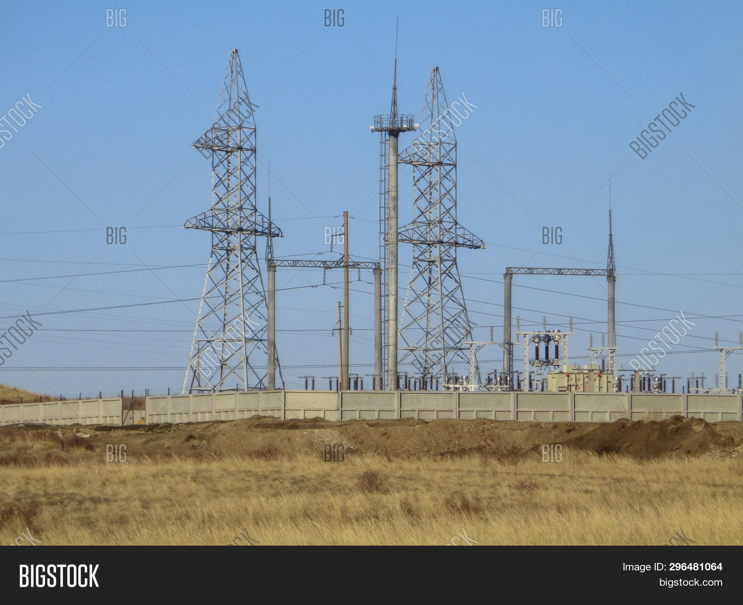 Outdoor Electrical Substation High Voltage. Transformer Substation High ...