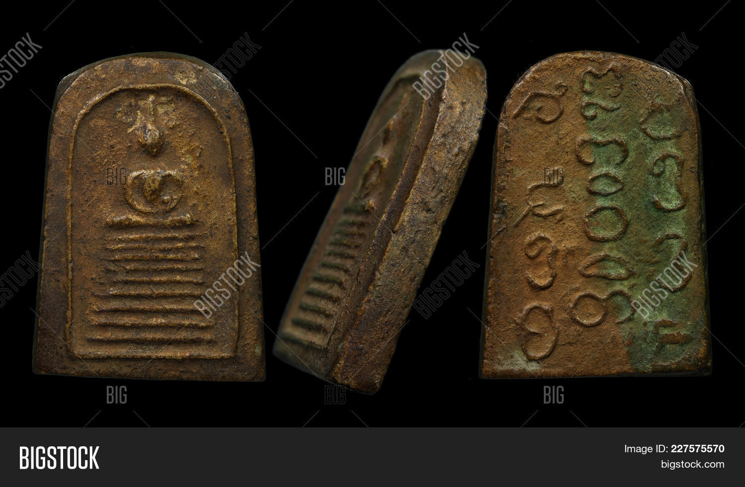 The Most Famous Of Thai Amulets, These Are The Highest Class Amulets ...