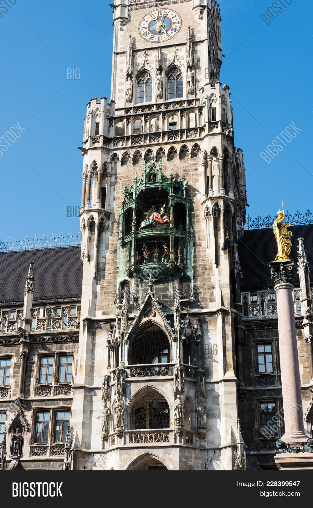 Rathaus-glockenspiel Clock Tower At Marienplatz, In Munich, Germany ...