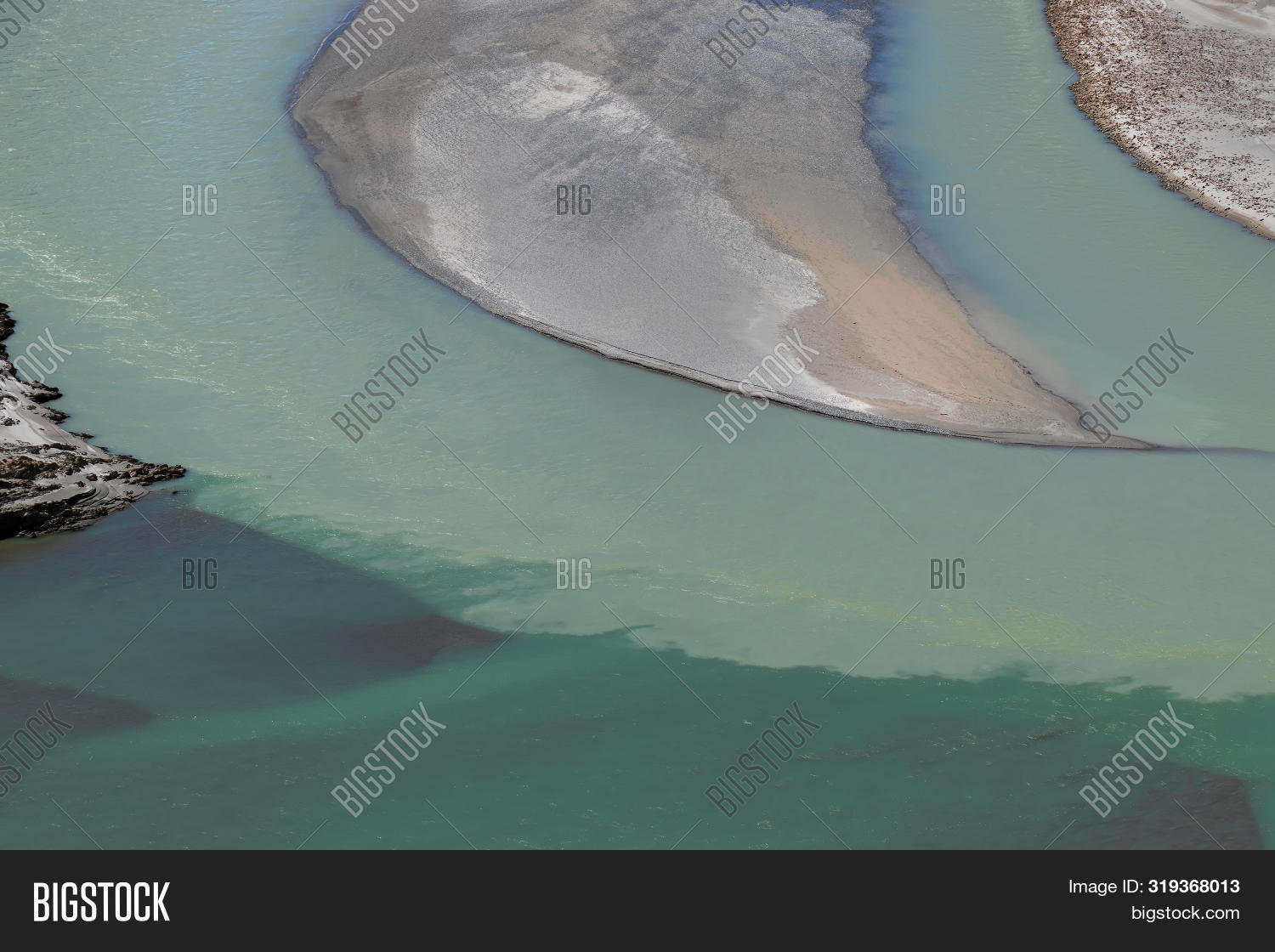 Two Different Shades Of Water Mixing At Confluence Of Zanskar River ...