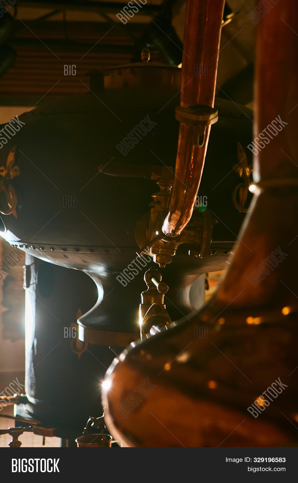 Detalis Of Medieval Traditional Distiller Cube Made From Copper ...