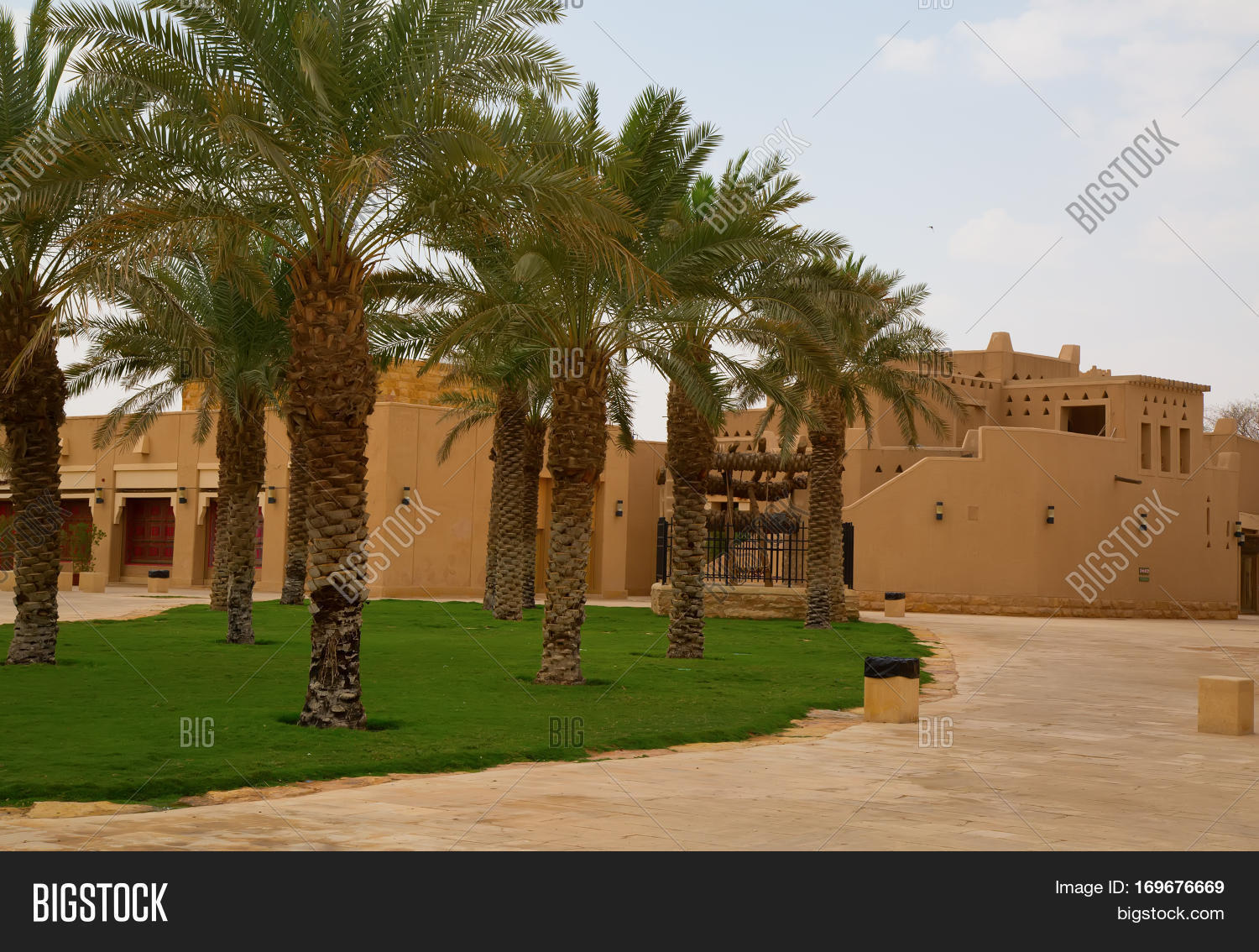 Streets of the old city Diriyah near Ar Riyadh, Kingdom of Saudi Arabia ...