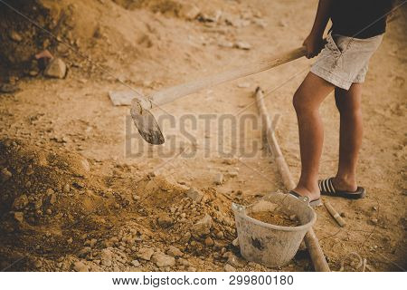 Little Child Labor Working In Commercial Building Structure, World Day ...